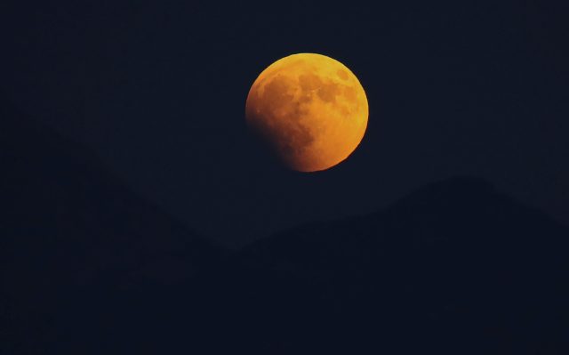 Como a cor da Lua explica a variação do clima na Idade Média - Nexo Jornal