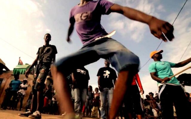 O romance que conta uma história do kuduro, a música eletrônica de ...