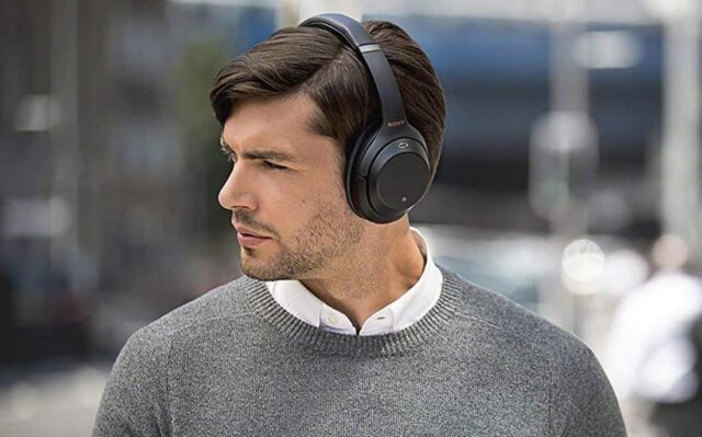 Como funcionam os fones de ouvido que barram o ruído externo - Nexo Jornal