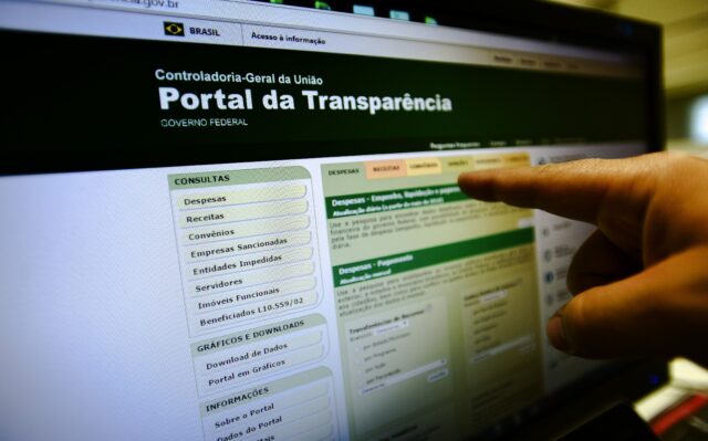 Como aumentar a transparência em municípios pequenos
