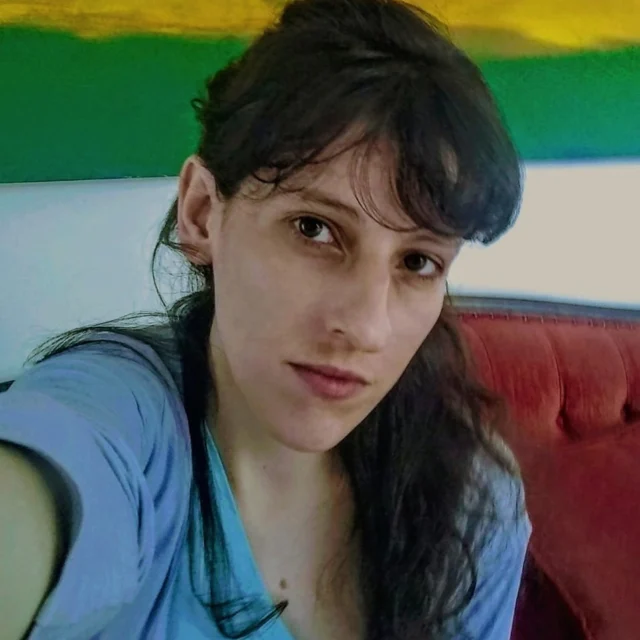 5 livros que exploram as fronteiras da palavra e do gênero - Nexo Jornal